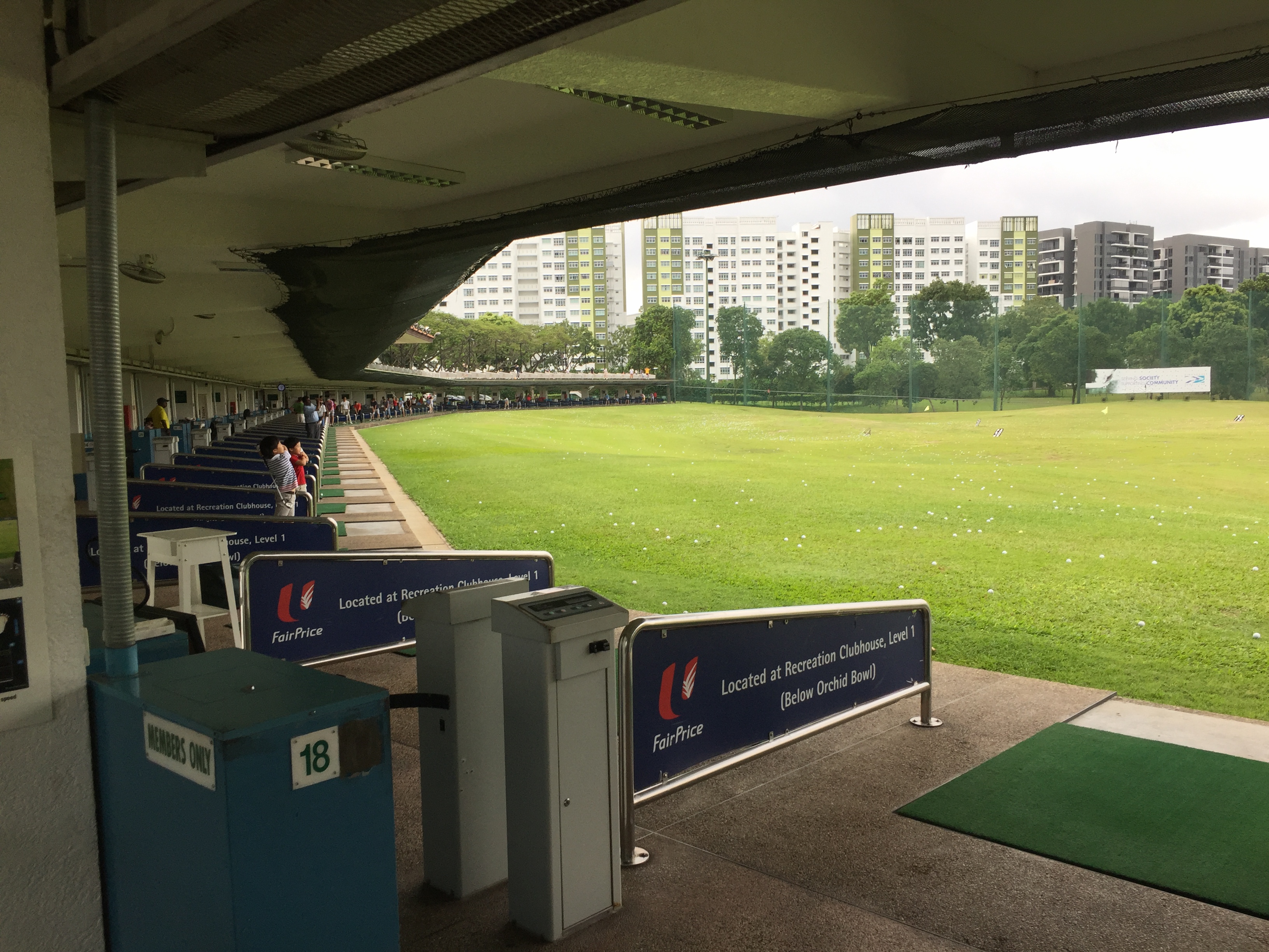 シンガポールのゴルフ練習場 オーキッドカントリークラブ （OCC:Orchid Country Club Golf Range） – ケチ男と ...